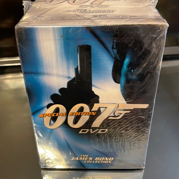 Warner Bros. | Media | 07 Special Edition Dvd Set The James Bond ...